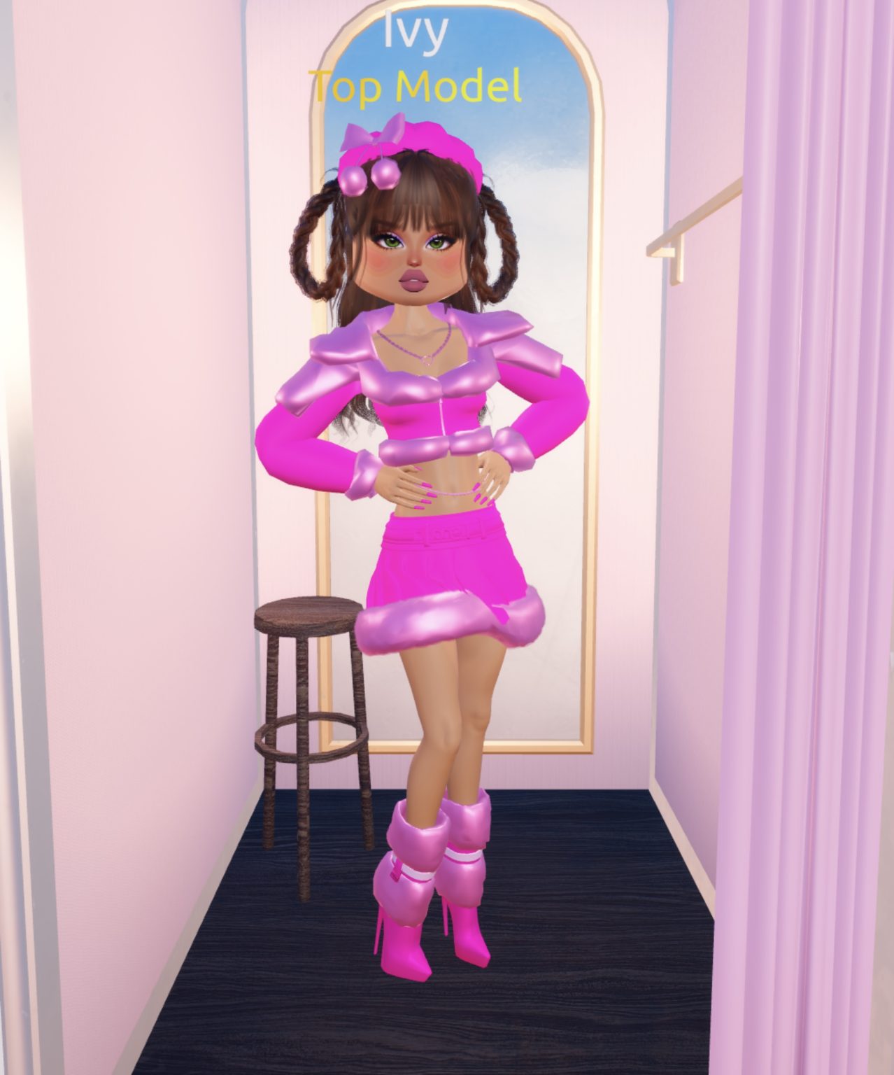 20 Best Outfit Ideas For The Dress To Impress Faux Fur Fashion Theme - DTI Girls