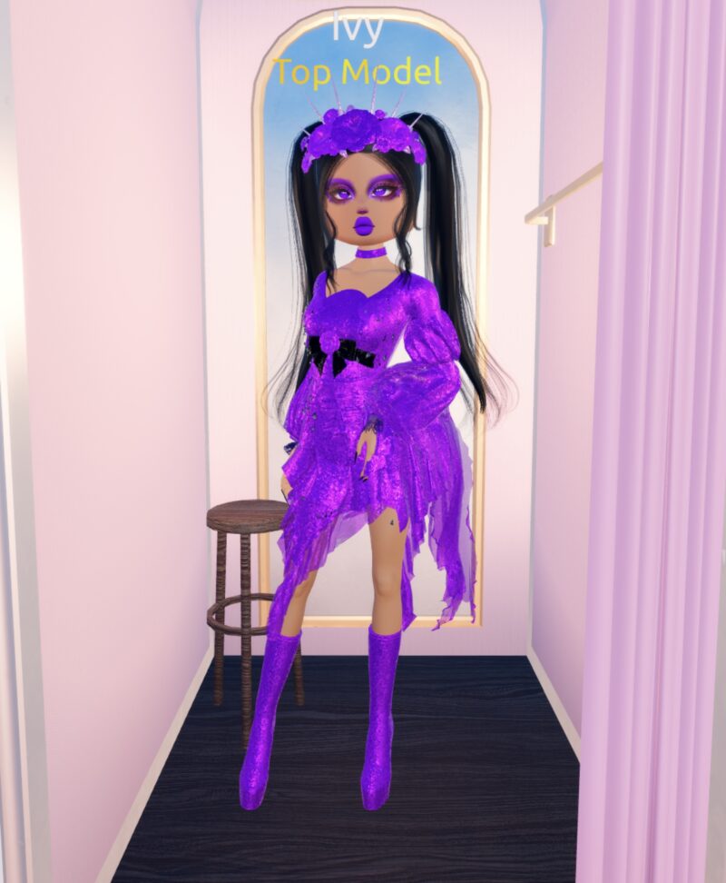 20 Best Outfit Ideas For The Dress To Impress Femme Fatale Theme