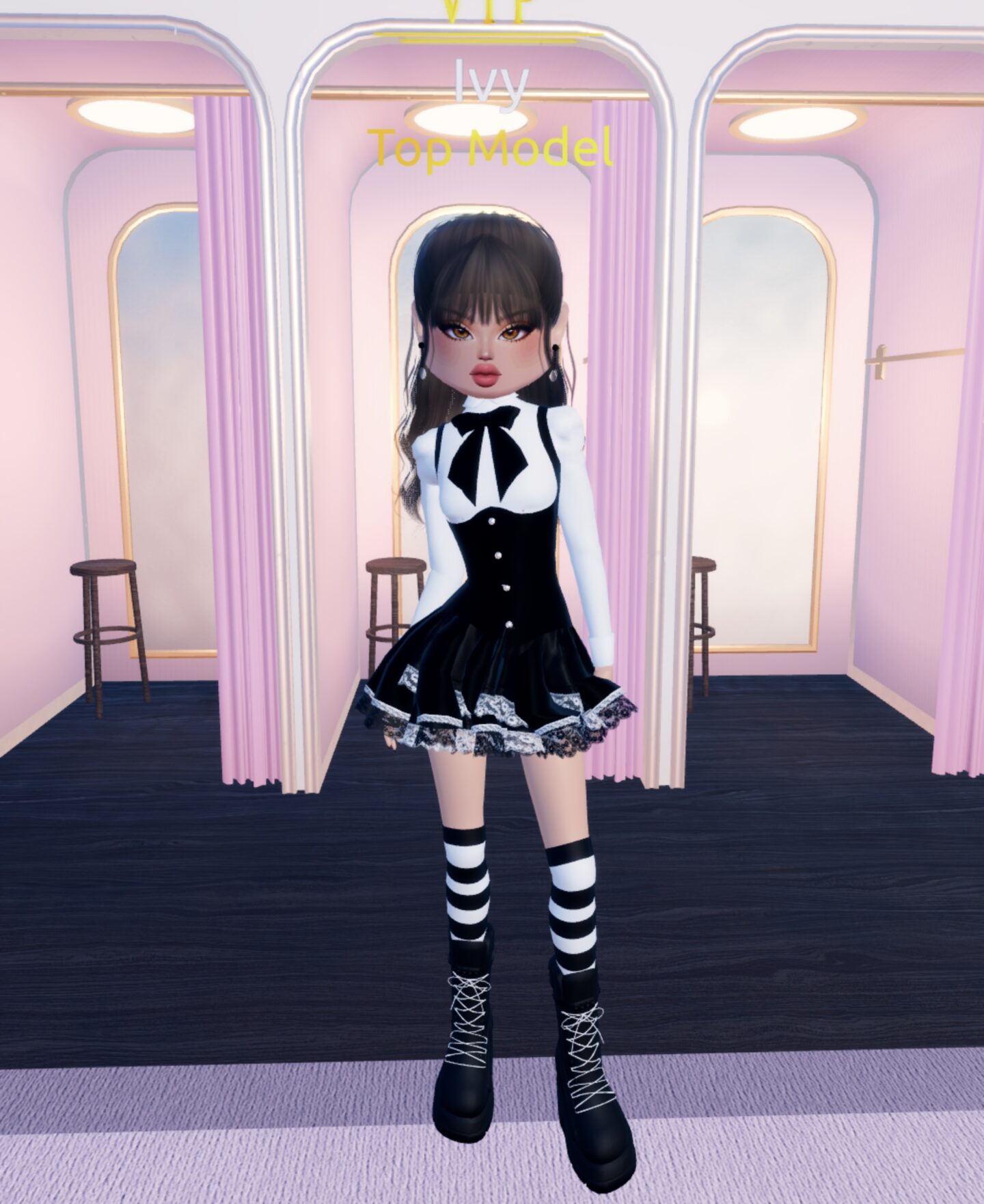 20 Best Outfit Ideas For The Dress To Impress Arcade Theme