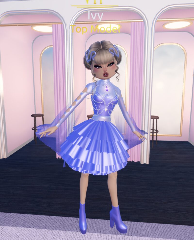 20 Best Outfit Ideas For The Dress To Impress Overdressed Theme