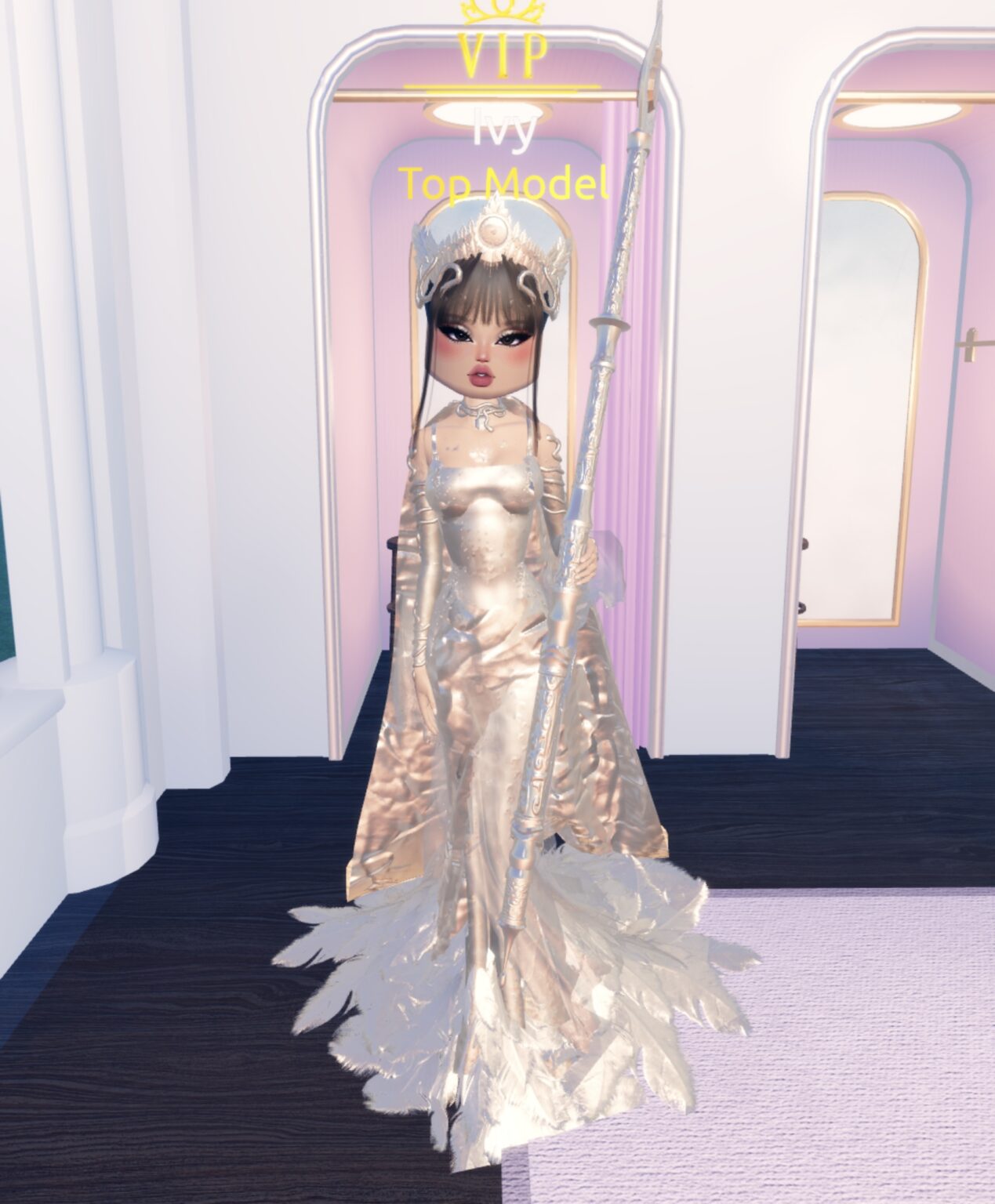 20 Best Outfit Ideas For The Dress To Impress Jewelry Overload Theme