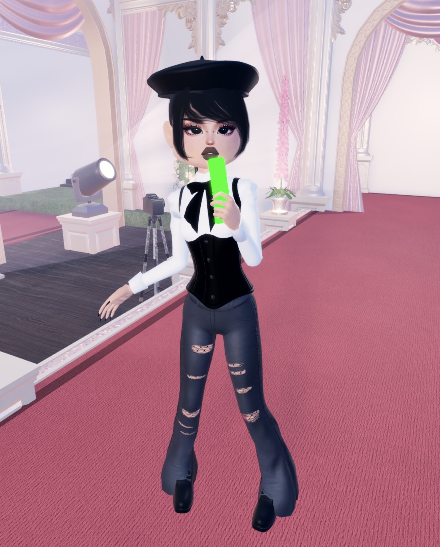 20 Best Outfit Ideas For The Dress To Impress Paranormal Investigator ...