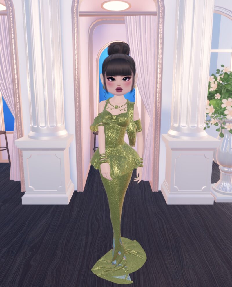 20 Best Outfit Ideas For The Dress To Impress Opera Theme - DTI Girls